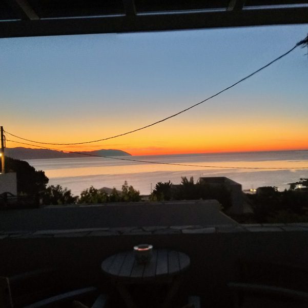 Ξενοδοχείο 9 Μούσες - Cerigo.org