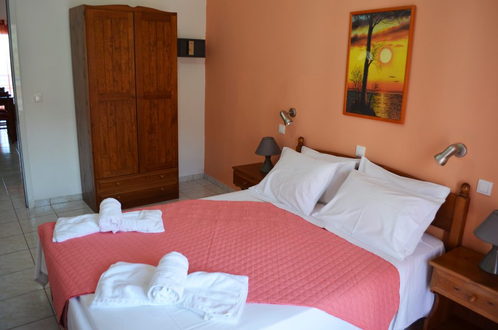 Athena Kythera - Cerigo.org